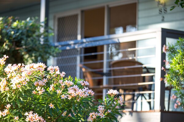 Thou Walla Sunset Retreat - Soldiers Point