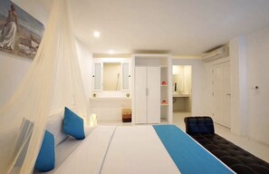 Four-Bedroom Suite with Private Pool | Roupa de alta qualidade, edredões de penas, camas de colchão pillowtop 