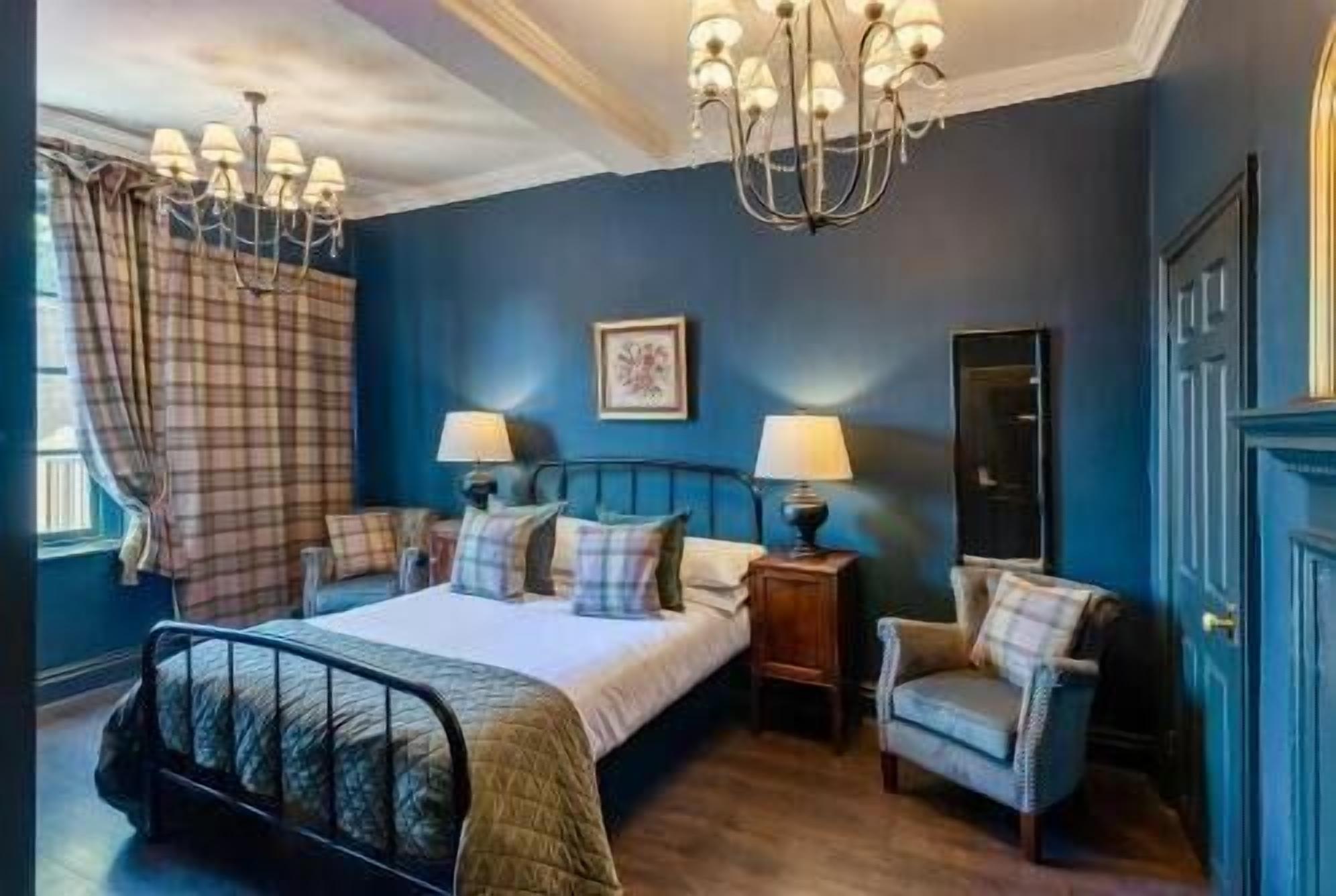 1 quarto, individualmente decorados, individualmente mobiliados