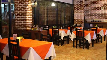 Pequeno-almoço inspirado na cozinha local diário (180 THB por pessoa)