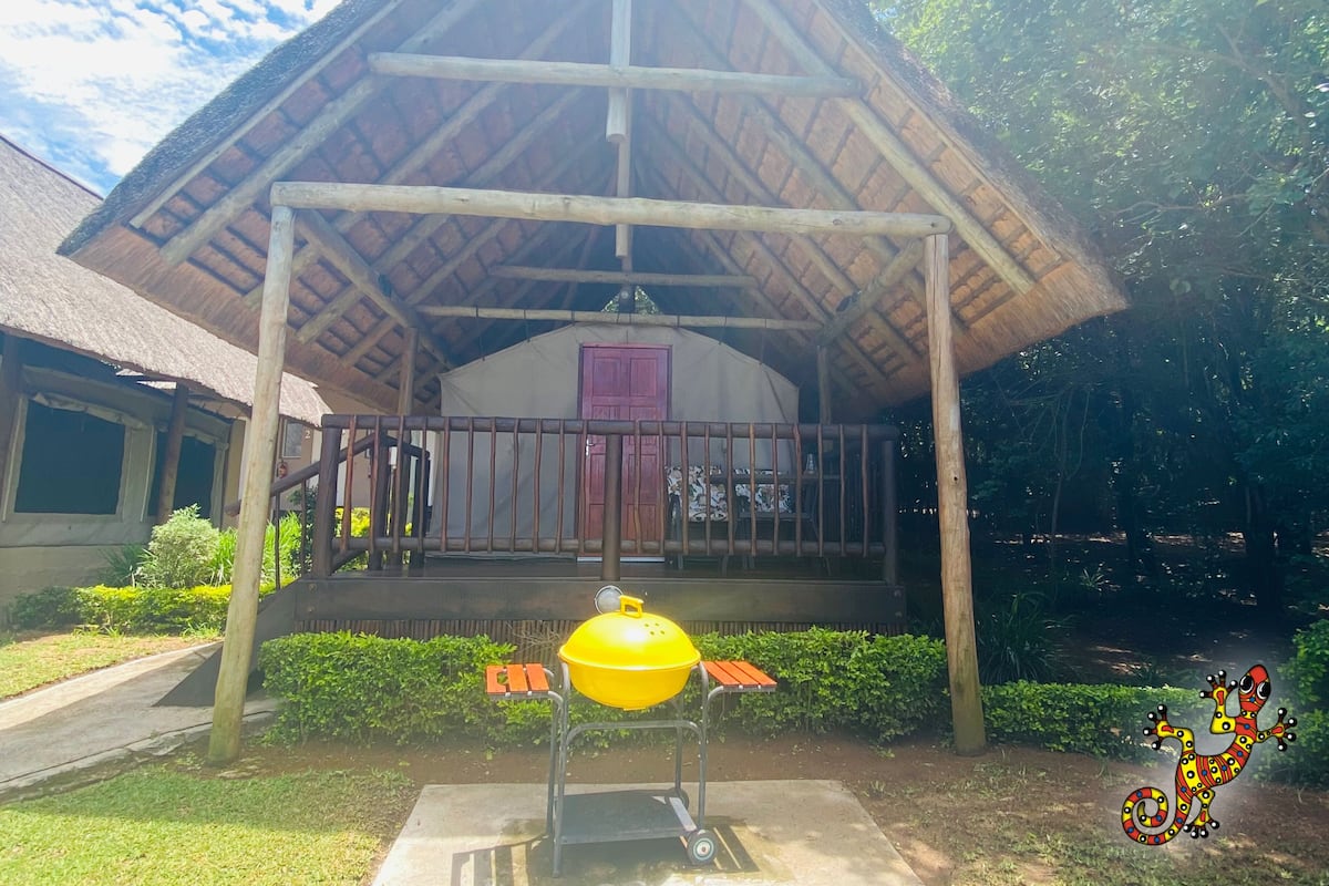 Tenda de Luxo, casa de banho partilhada, vista para o rio | Vista do quarto