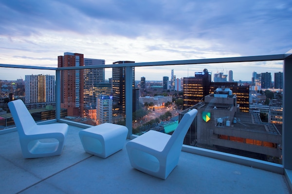 Roupas de cama antialérgicas, cofres nos quartos