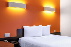 Secretária, Wi-fi grátis, roupa de cama fornecida 