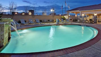 Piscina externa