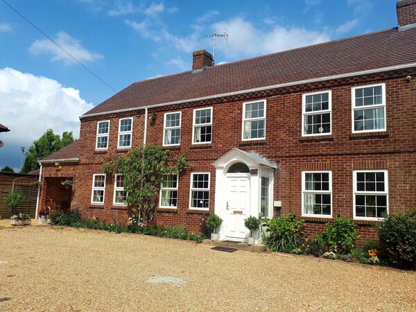 Berry House Bed & Breakfast - Littlehampton