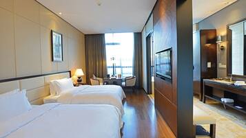 Quarto Twin Executivo (Business) | 1 quarto, roupas de cama premium, edredons de pluma