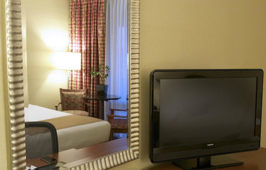 West Gate Inn Nyack Reviews, Deals & Photos 2024 - Expedia