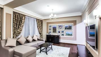 Apartamento Standard, não fumadores (with Sofabed) | Minibar, cofre no quarto, secretária, berços/camas para crianças grátis