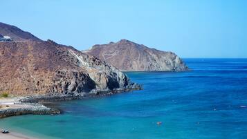 Deluxe King Partial Sea View | Vista do quarto