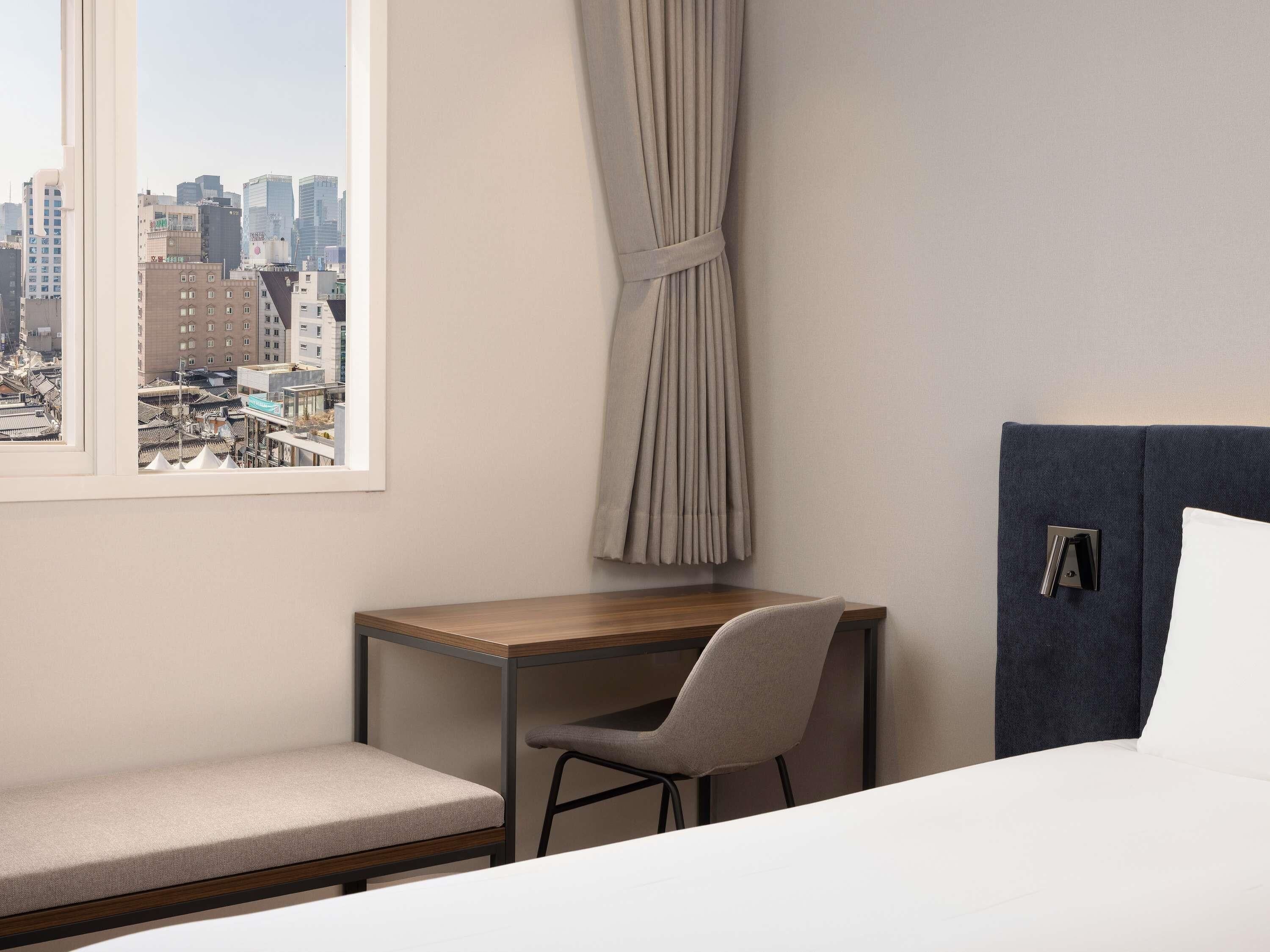 Roupas de cama premium, cofres nos quartos