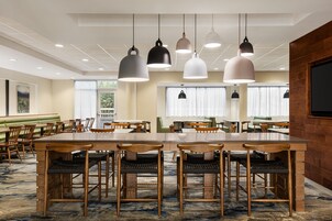 Café da manhã com buffet grátis