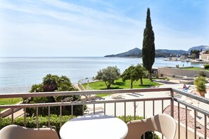 Apartamento Superior, 1 quarto, varanda, vista para o mar | Terraço/pátio interior