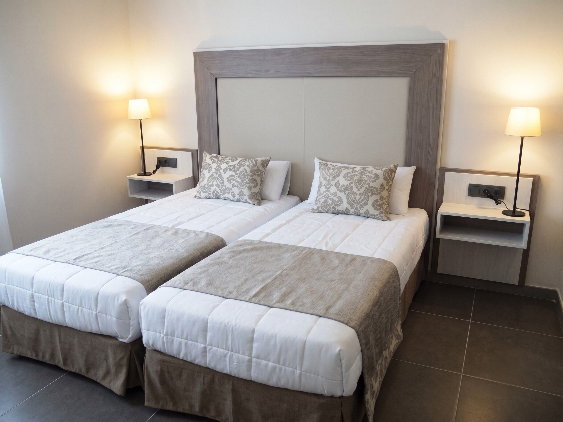 Apartamento, 1 quarto | Roupas de cama antialérgicas, camas com colchões pillow-top
