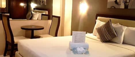 Quarto superior | Camas com colchões de espuma com sistema de memória, frigobar