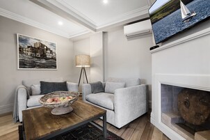 Casa de Campo (Norfolk) | Sala de estar | TV de ecrã plano, leitor de DVD 