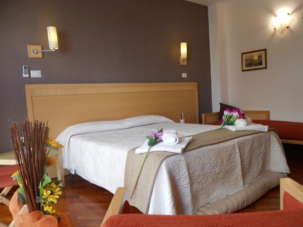 Catania Crossing B&b Rooms And Comforts - Catania