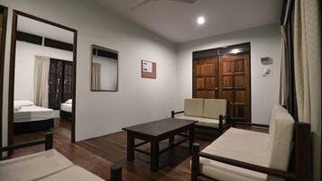 2 Bedroom Cabin for 6 People | Refeições no quarto