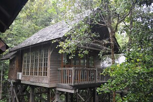 Tree House | Secretária, roupa de cama fornecida 