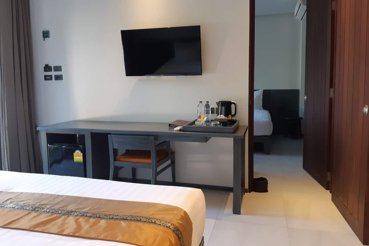 Standard Connecting Room | Frigobar, cofres nos quartos, escrivaninha, Wi-Fi de cortesia