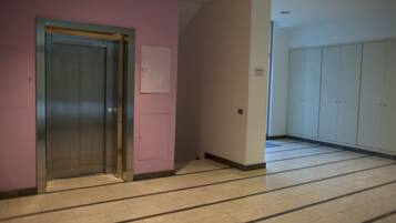 Entrada (vista interior)