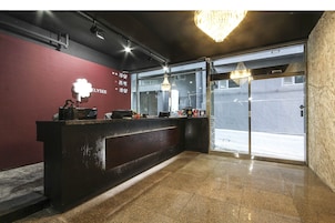 Check-in e check-out automático