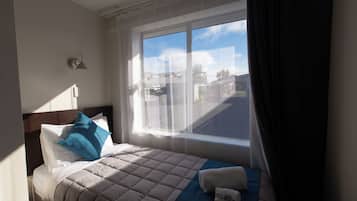 Apartamento Design | 3 quartos, secretária, cortinas/cortinados opacos