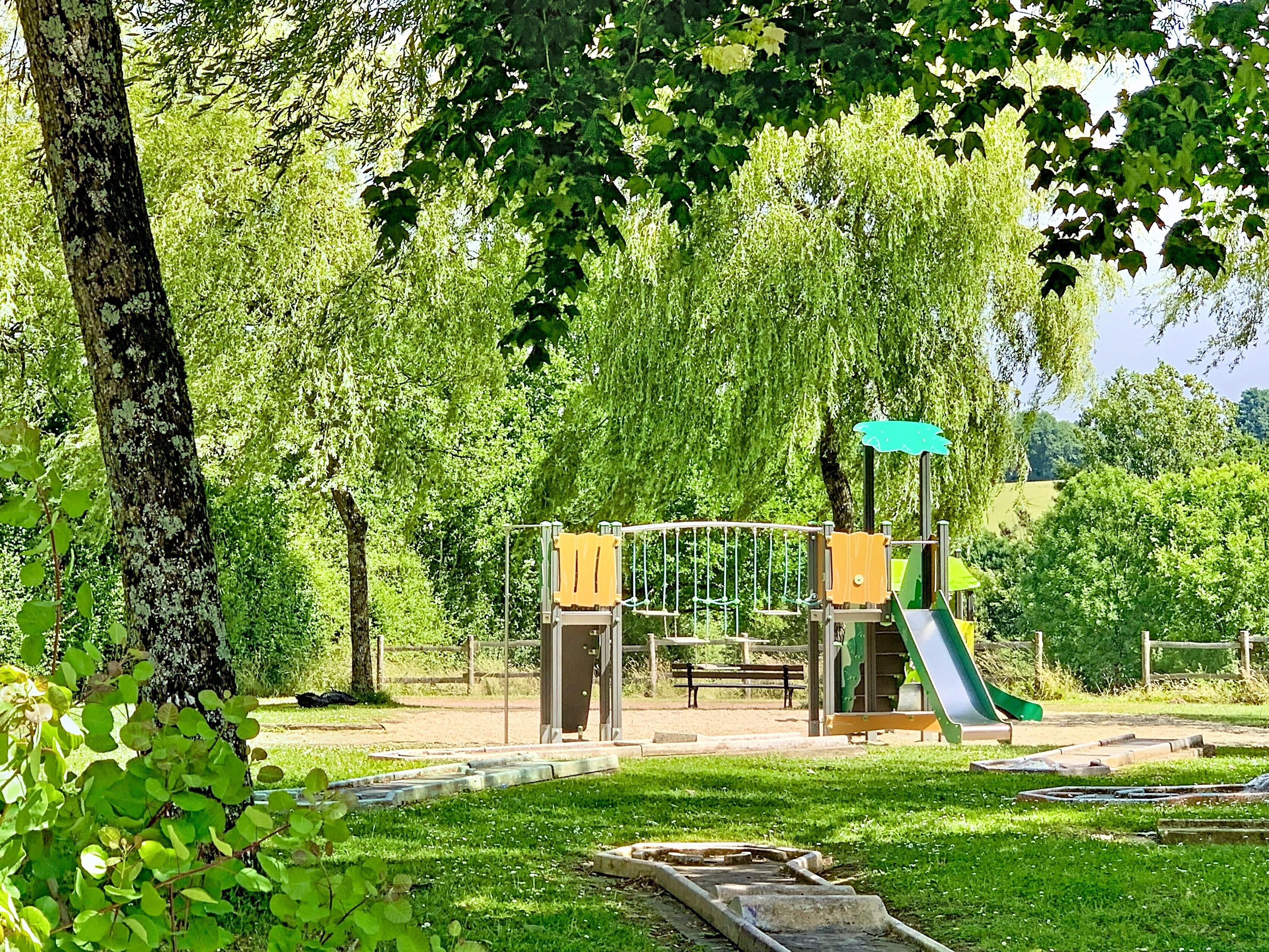 Área de recreio para crianças (ao ar livre)