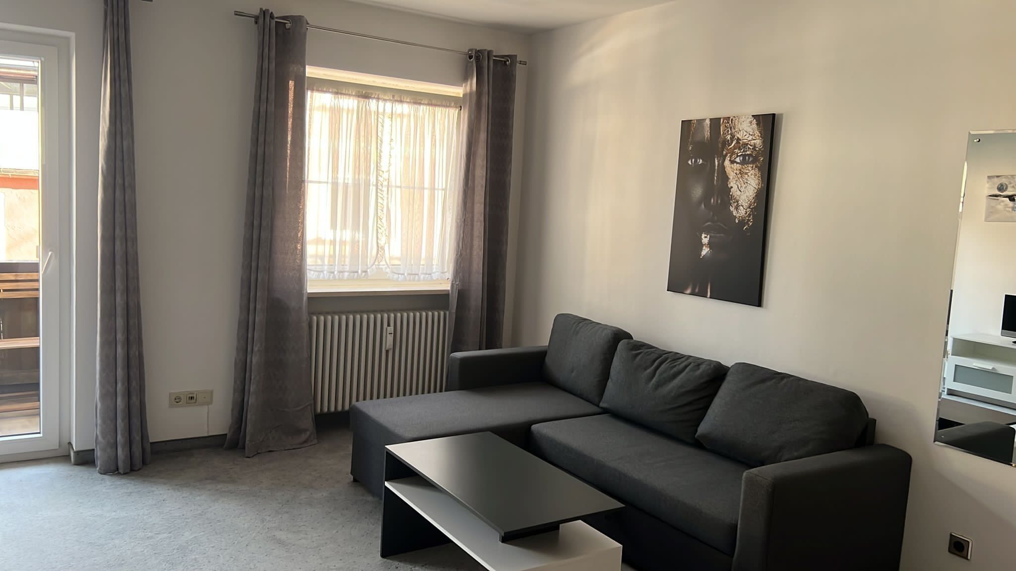 Apartamento, 1 cama de casal e sofá-cama, não fumadores | Cofre no quarto, secretária adequada para computadores portáteis 