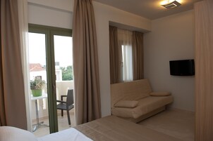 SUPERIOR APARTMENT WITH SEA VIEW | Roupa de alta qualidade, cofre no quarto, secretária 