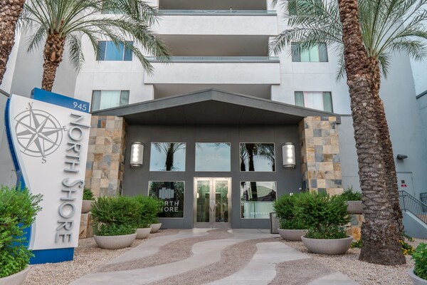Tempe Town Lake 2 Bedroom, 2 Bath Condo, Walk To Asu, Downtown Tempe, Mill Ave. - Tempe, AZ