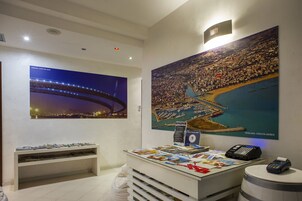 Quarto, 1 quarto, varanda | Sala