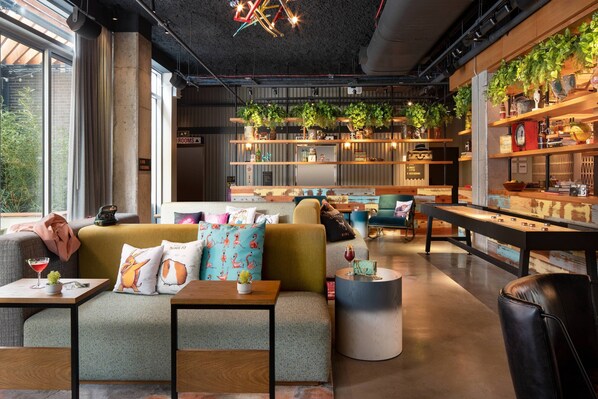 Moxy Austin - University in Austin: Find Hotel Reviews, Rooms, and ...