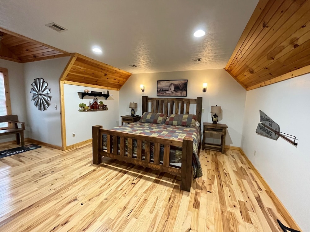 Barren River Cabins Near Mammoth Cave, Fire Pit, Pet Friendly, Bubbling Boulder! - Kentucky