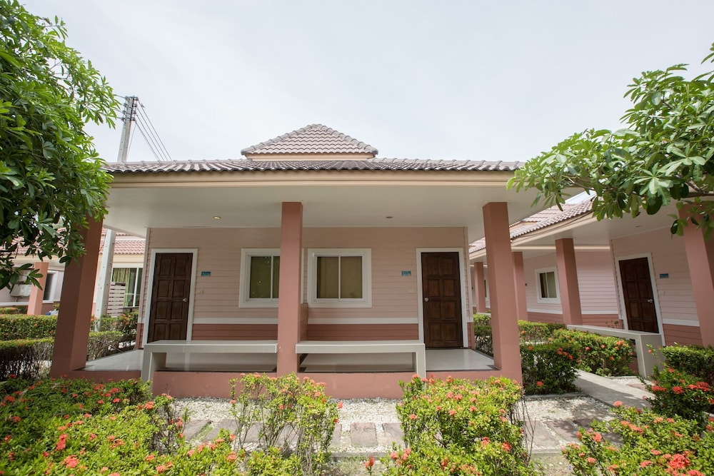 Khiang Thale Resort - reviews,open hours,photo spots,things to do ...