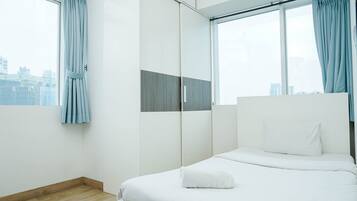 Quarto | 3 quartos, Wi-fi grátis, roupa de cama fornecida