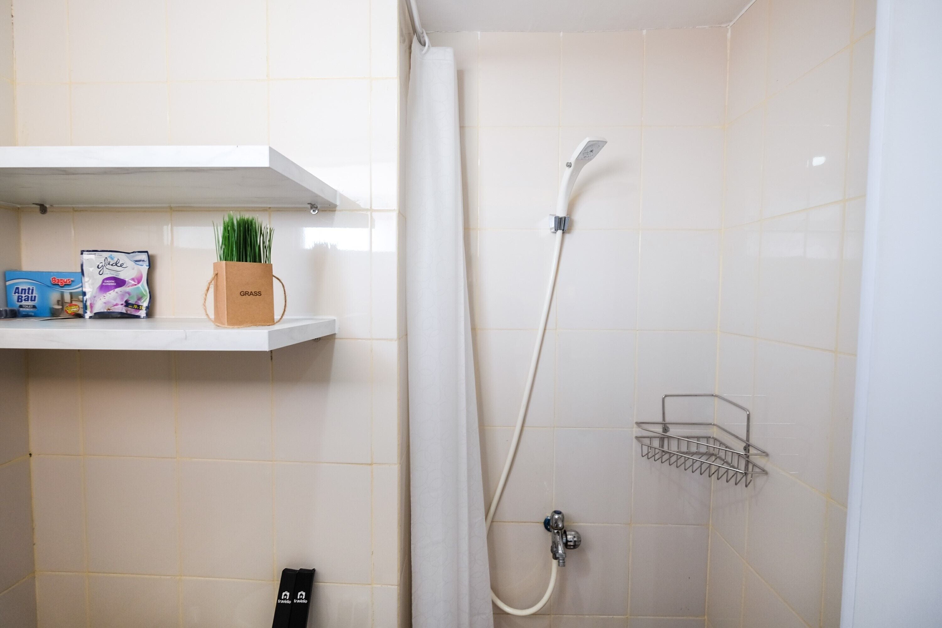 Quarto | Duche na casa de banho