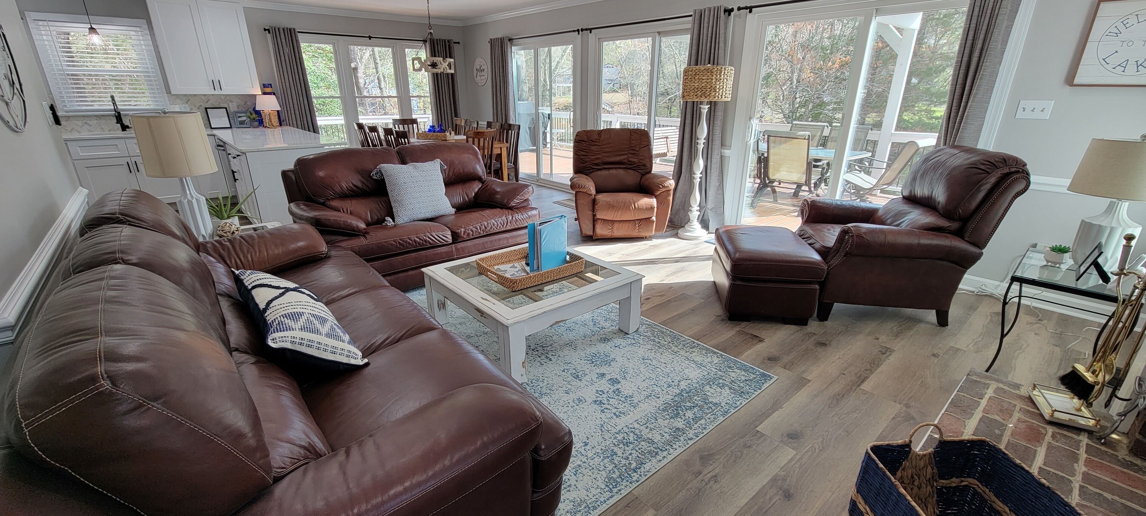Beautiful Lake Front In Quiet Cove, Convenient To Boat Ramp, Dining & Shopping - Lake Gaston