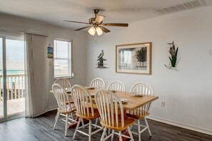 Casa, várias camas (Sandbar - 105 Raphael Semmes) | Cozinha privada