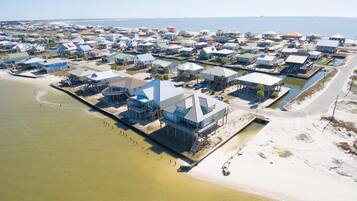 Casa, várias camas (TraMarLis - 2254 Sandpiper) | Praia | Na praia