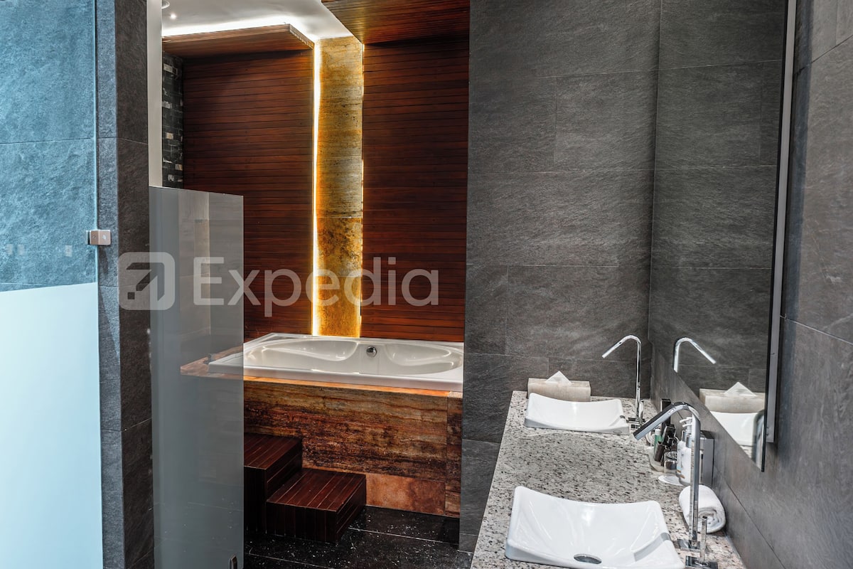 Quarto Presidencial, 2 quartos | Banheira de hidromassagem
