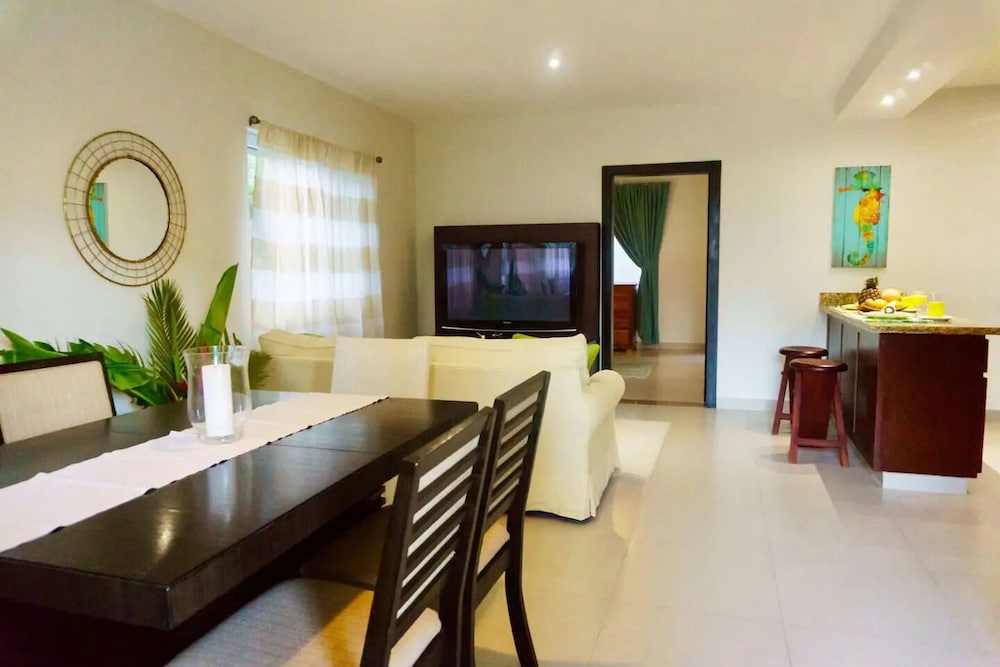 1 Bedroom Miramar Condo - Montego Bay