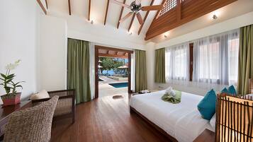 Vila (5 Bedrooms) | 5 quartos, cofres nos quartos, escrivaninha