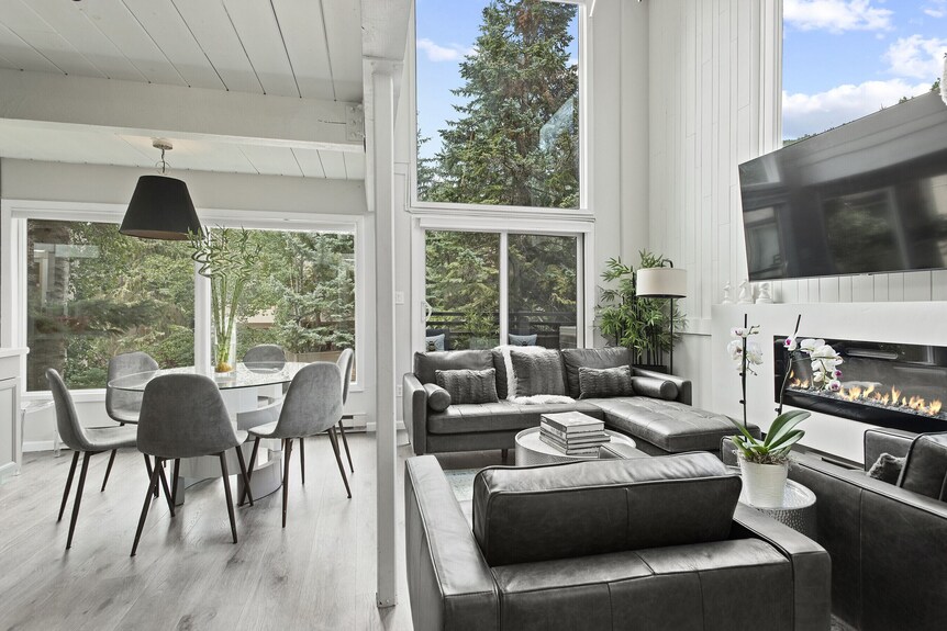 3 Bed/3 Bath In Town Aspen Luxury King & 2 Queen Bed W/d Ac Parking Balcony Wifi - Aspen, CO