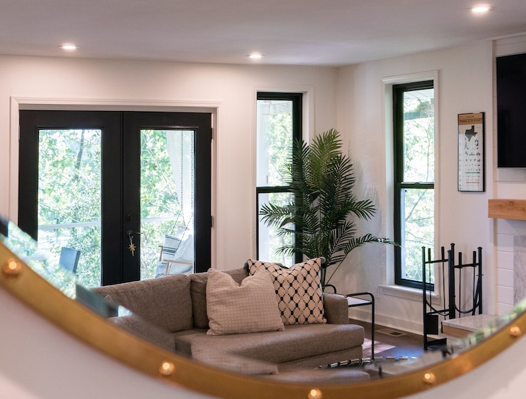 Cozy Modern Nashville Retreat • 10 Min Bna Airport - Smyrna, TN