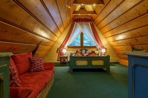 Quarto casal | Individualmente decorados, ferros/tábuas de passar roupa