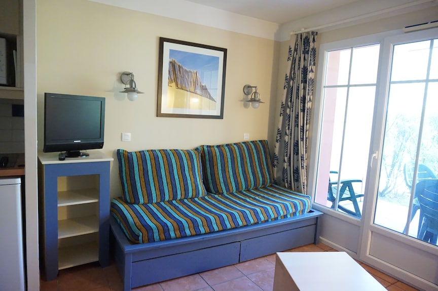 Pleasant T2 In The Pine Forest At Lacanau Océan, Oecane Beaches And Lake - Lacanau