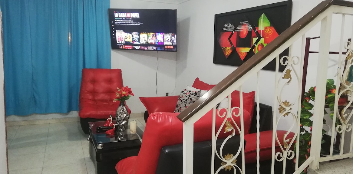 Very Central And Spacious Apartment 70 M2 - Bucaramanga