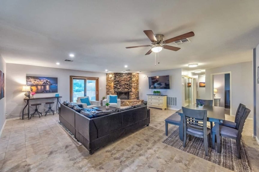 777rentals - 7brs/4ba - Sport Court Estate - Las Vegas, NV