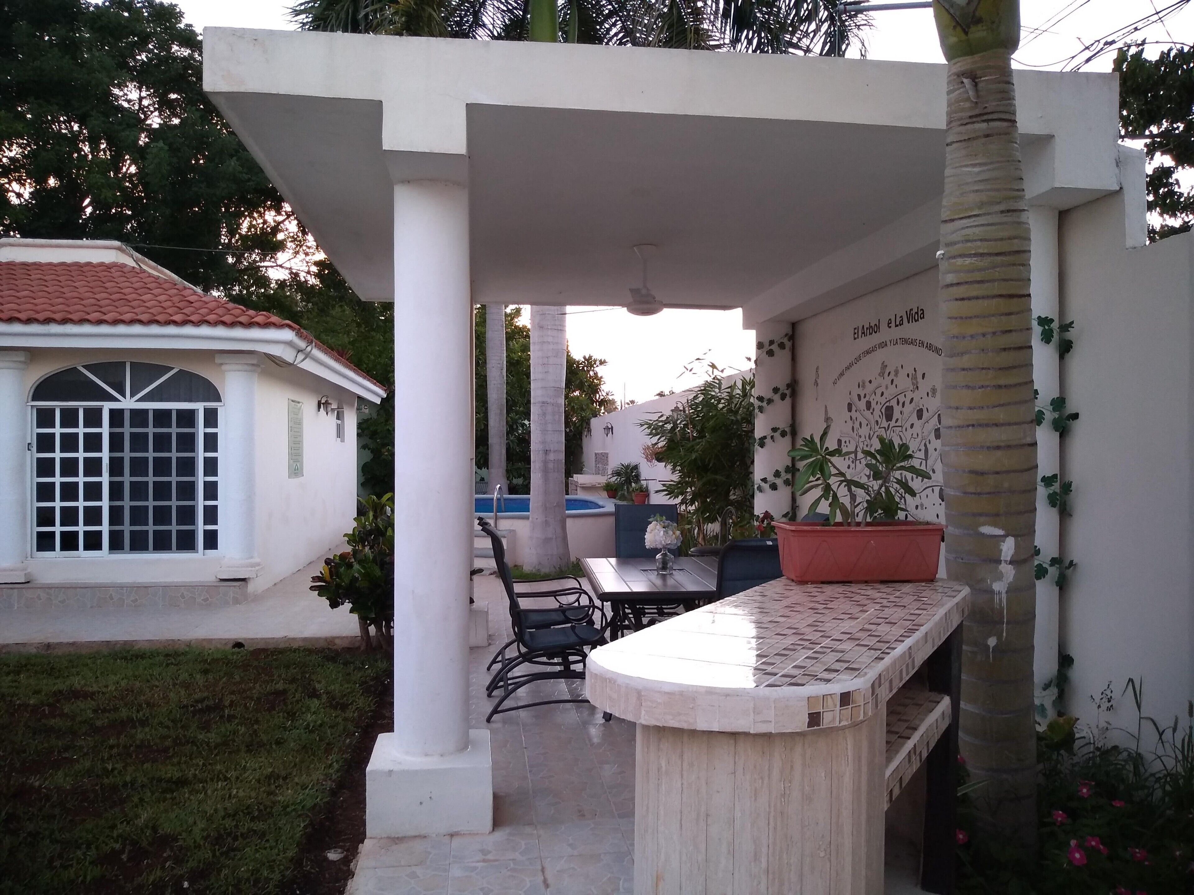 Casa, vários quartos, fumadores, piscina privativa | Exterior