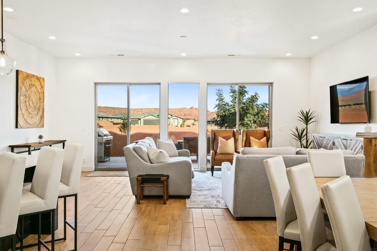 Arcadia 74  Arcades * Ping Pong * Games - Utah